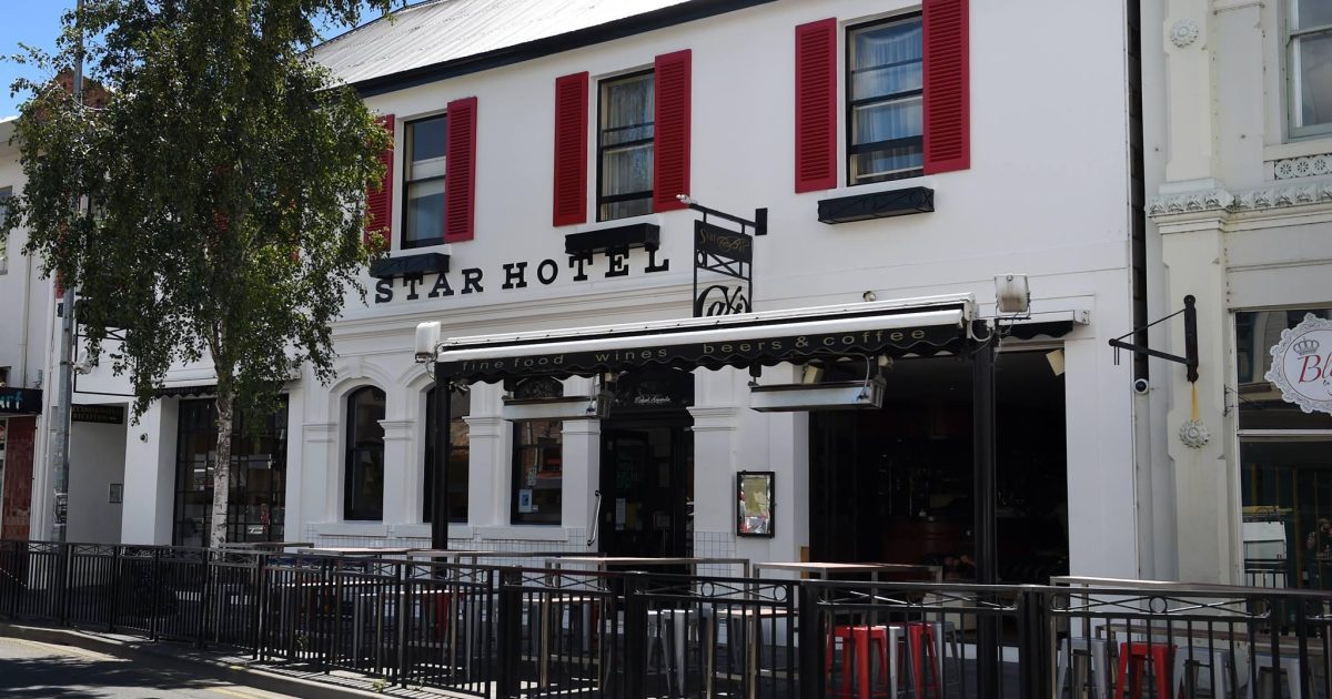 Launceston Central | Star Bar
